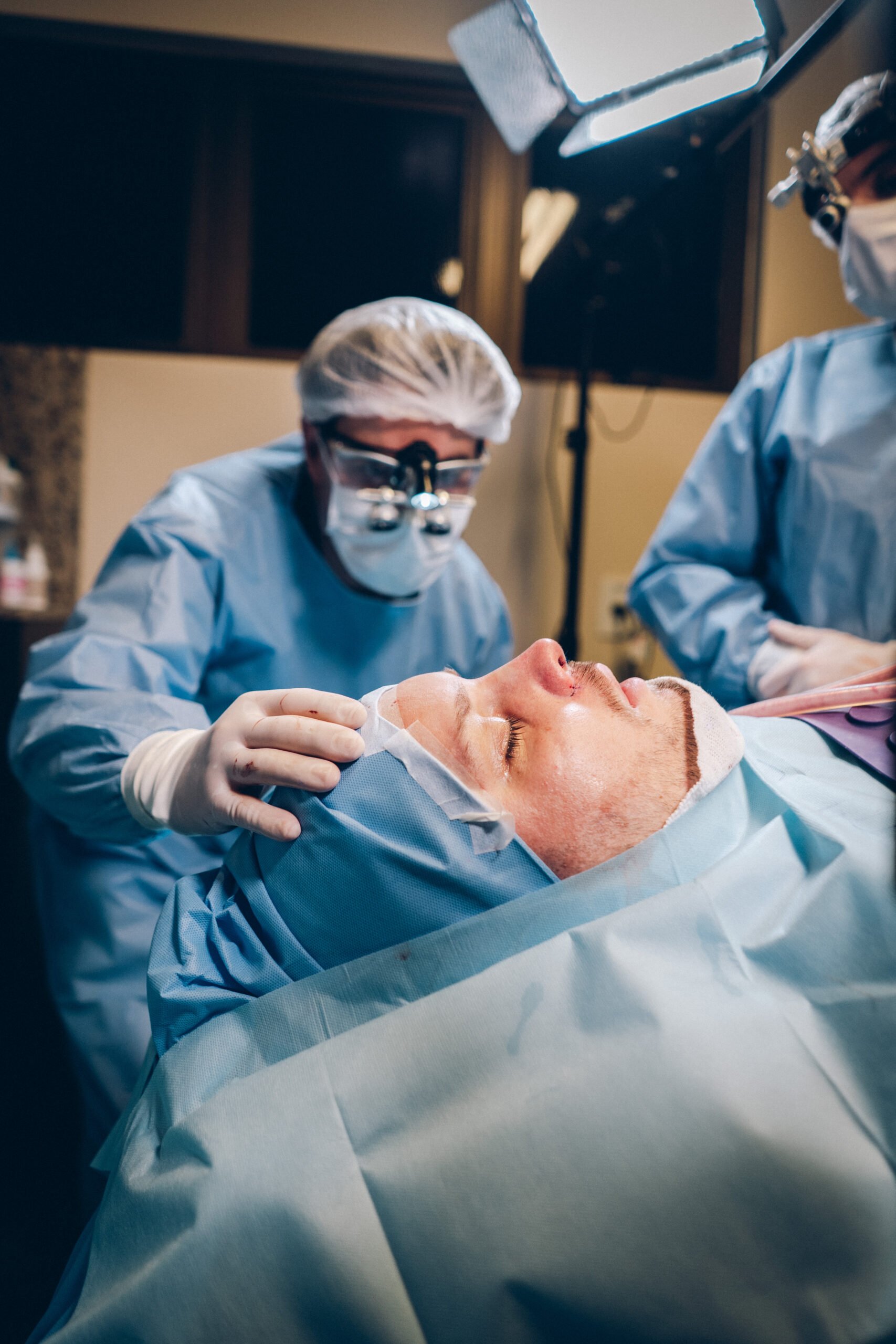 RINOPLASTIA É TUDO IGUAL? - Rinoplastia em Curitiba - Dr. Cezar Berger RINOPLASTIA É TUDO IGUAL? - Rinoplastia em Curitiba - Dr. Cezar Berger